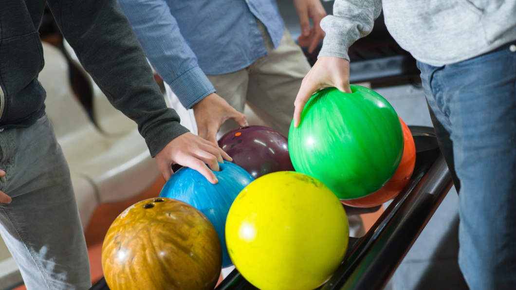 Hours/Rates | Wonder Bowl